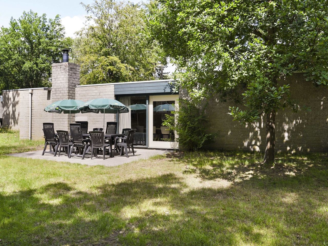 10-person bungalow 10B on Holiday park Het Vennenbos